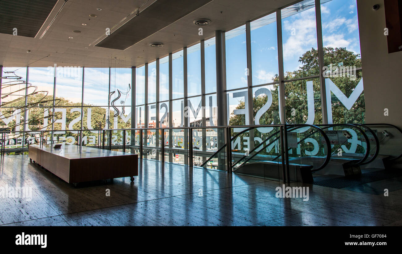 Queensland Museum, Brisbane Stock Photo - Alamy