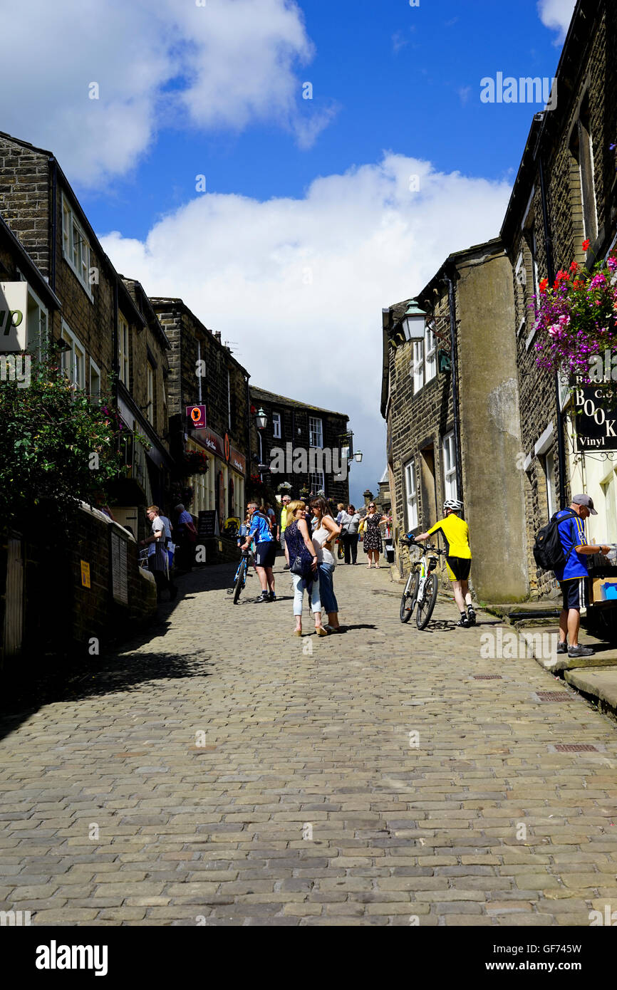 Haworth village hi-res stock photography and images - Alamy