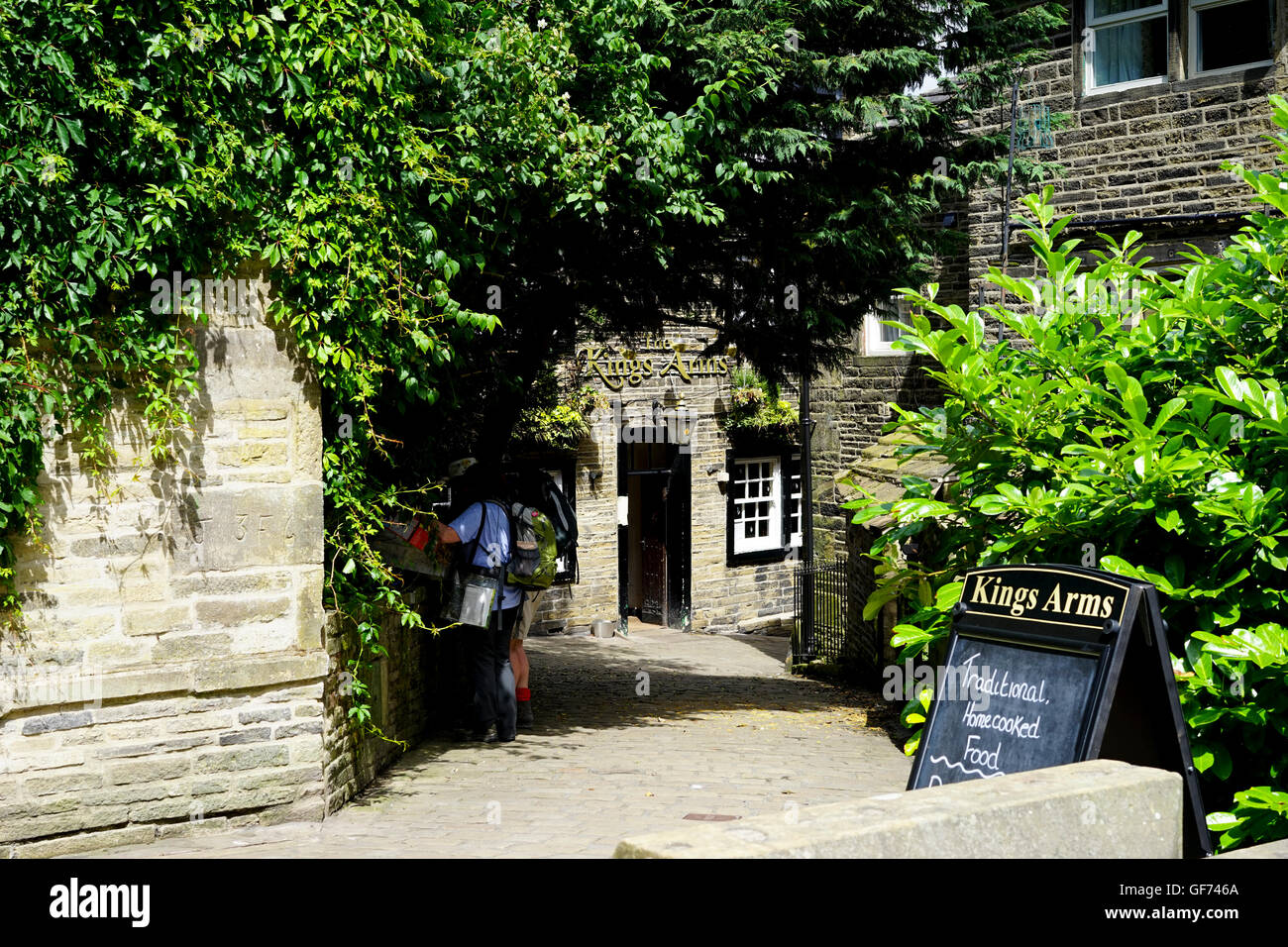 Overgrown Alleyway in the centre of Haworth, West Yorkshire, England ...