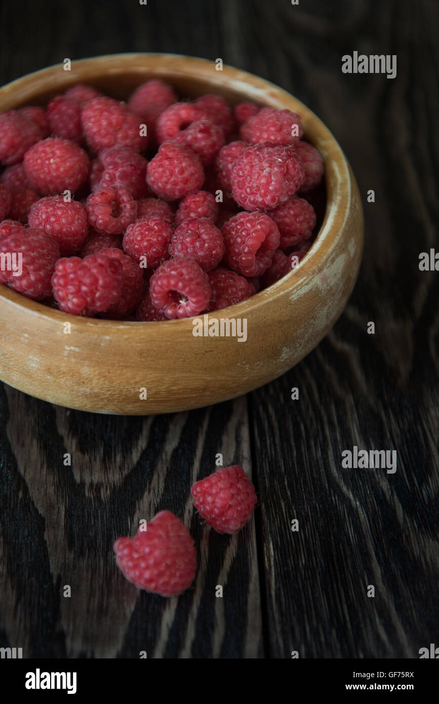 Fresh ripe raspberry Stock Photo - Alamy