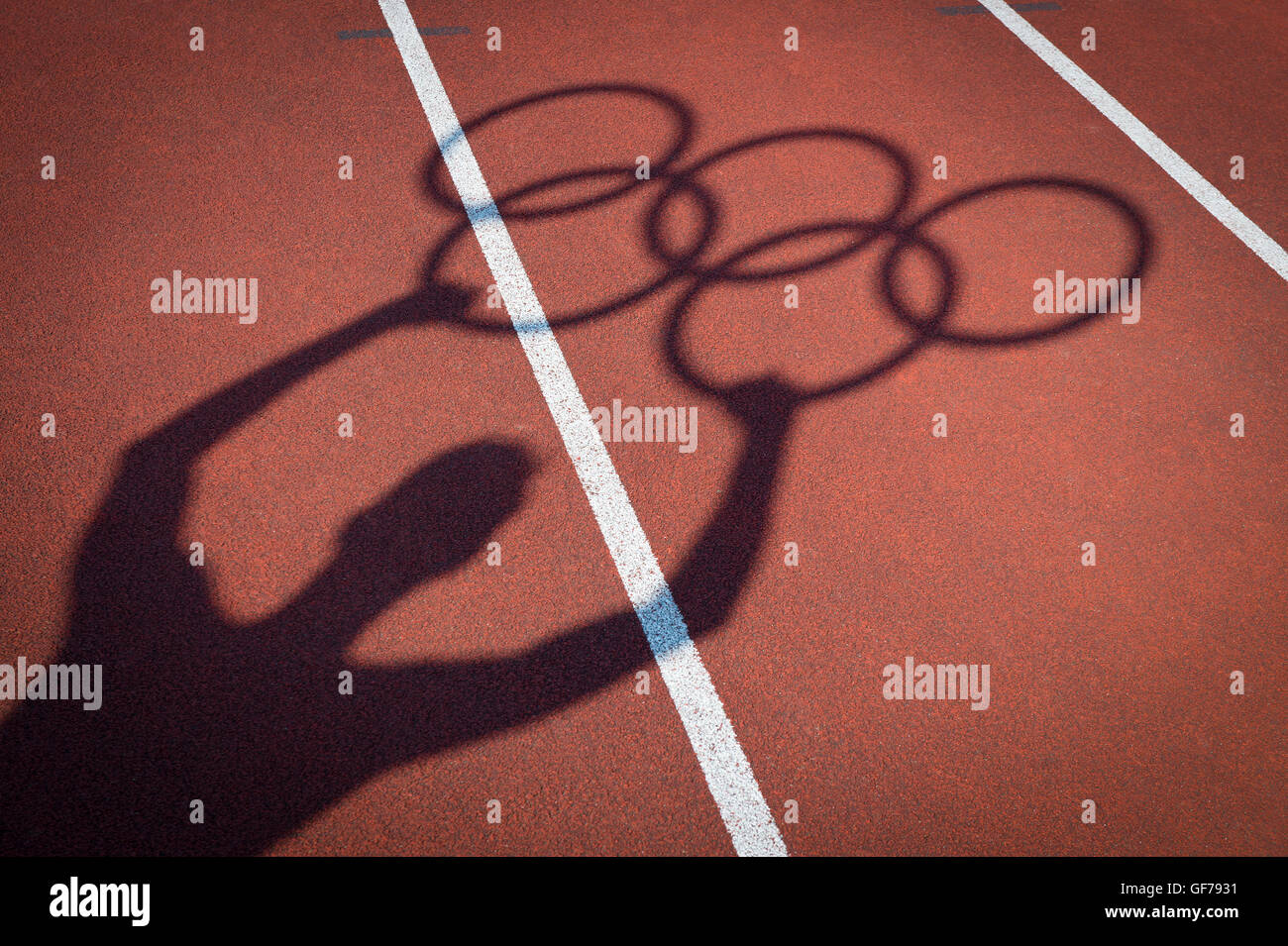 Rio olympic stadium rings hi-res stock photography and images - Alamy