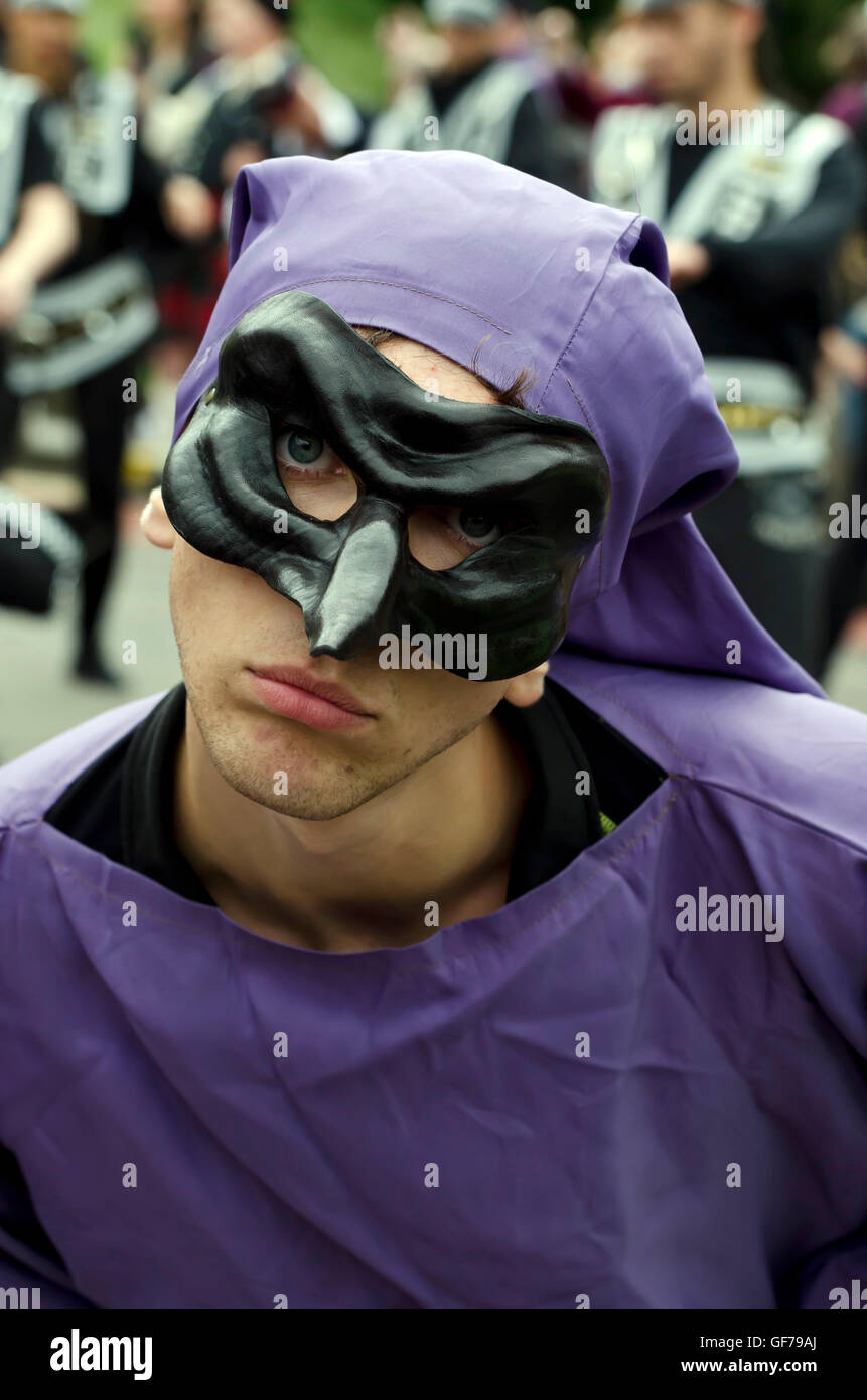 Male dancer with a long-nosed mask taking part in the Carnival Parade ...