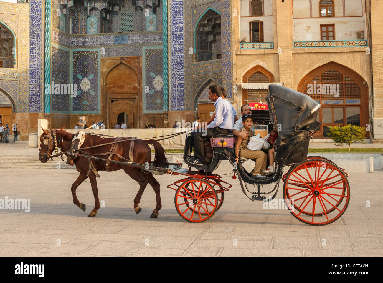 Naqsh e jahan imam square hi-res stock photography and images - Alamy
