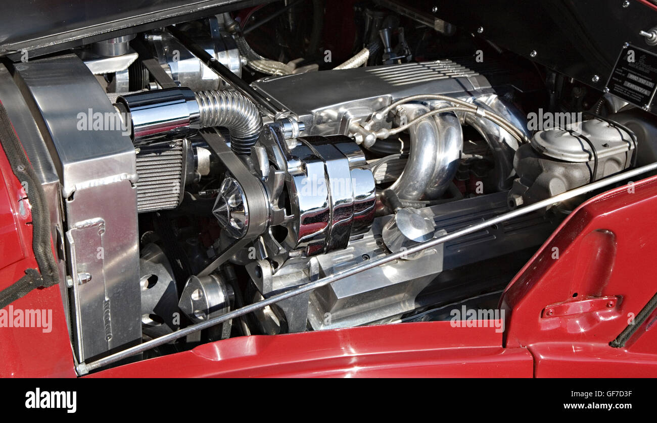 Chrome engine car hi-res stock photography and images - Alamy