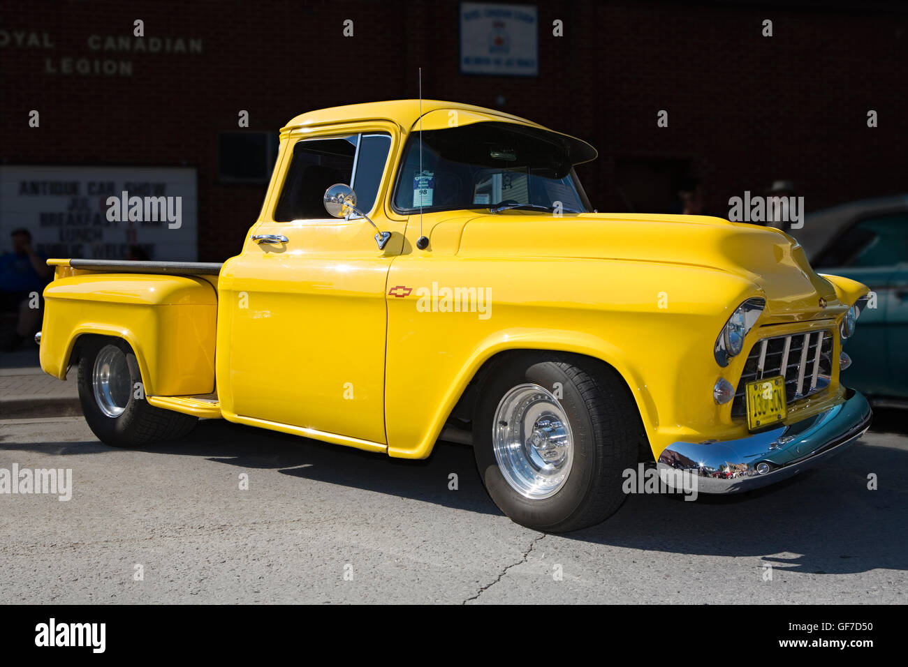 Chevrolet track chevy 1955 hi-res stock photography and images - Alamy