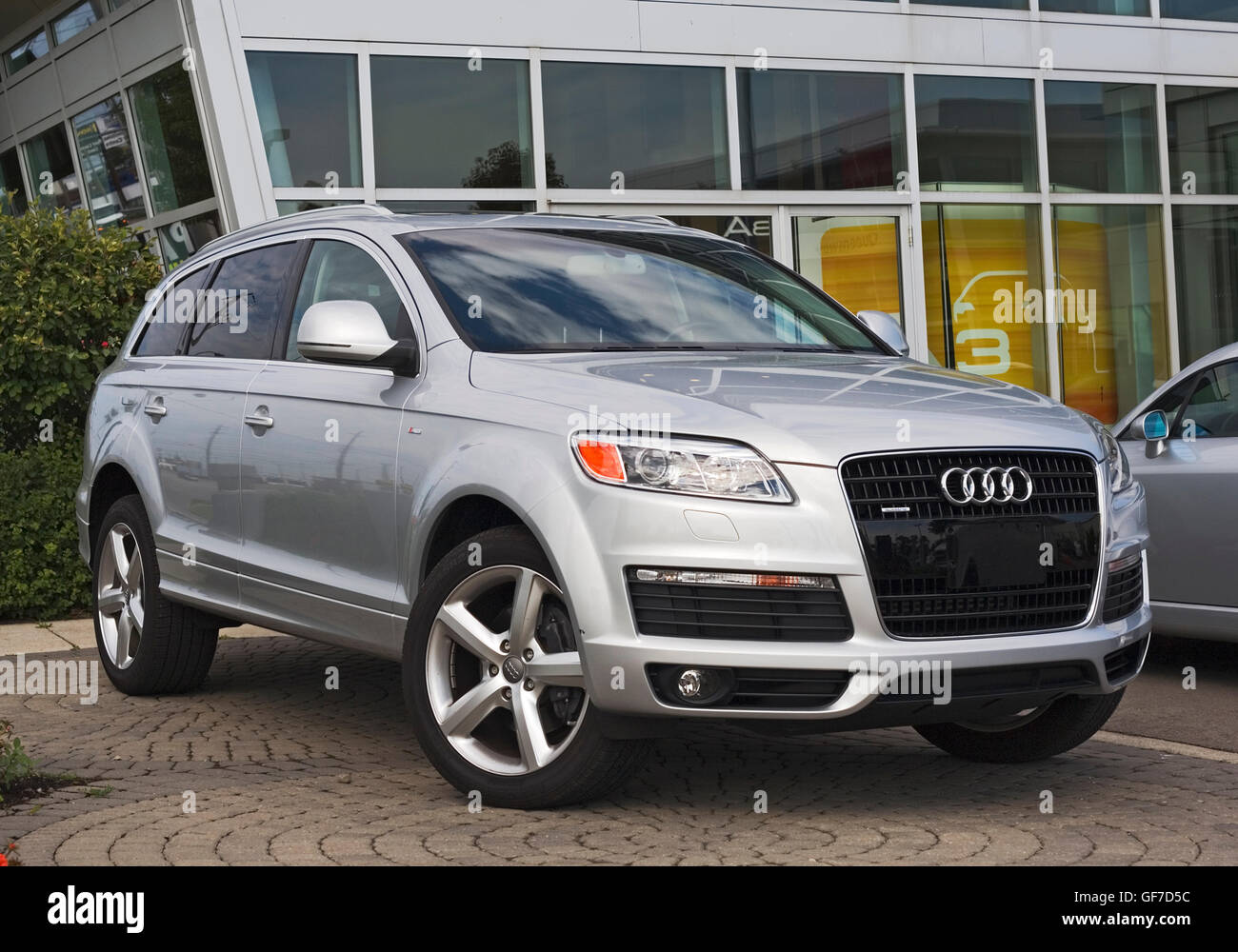 Audi SUV in Toronto Stock Photo - Alamy