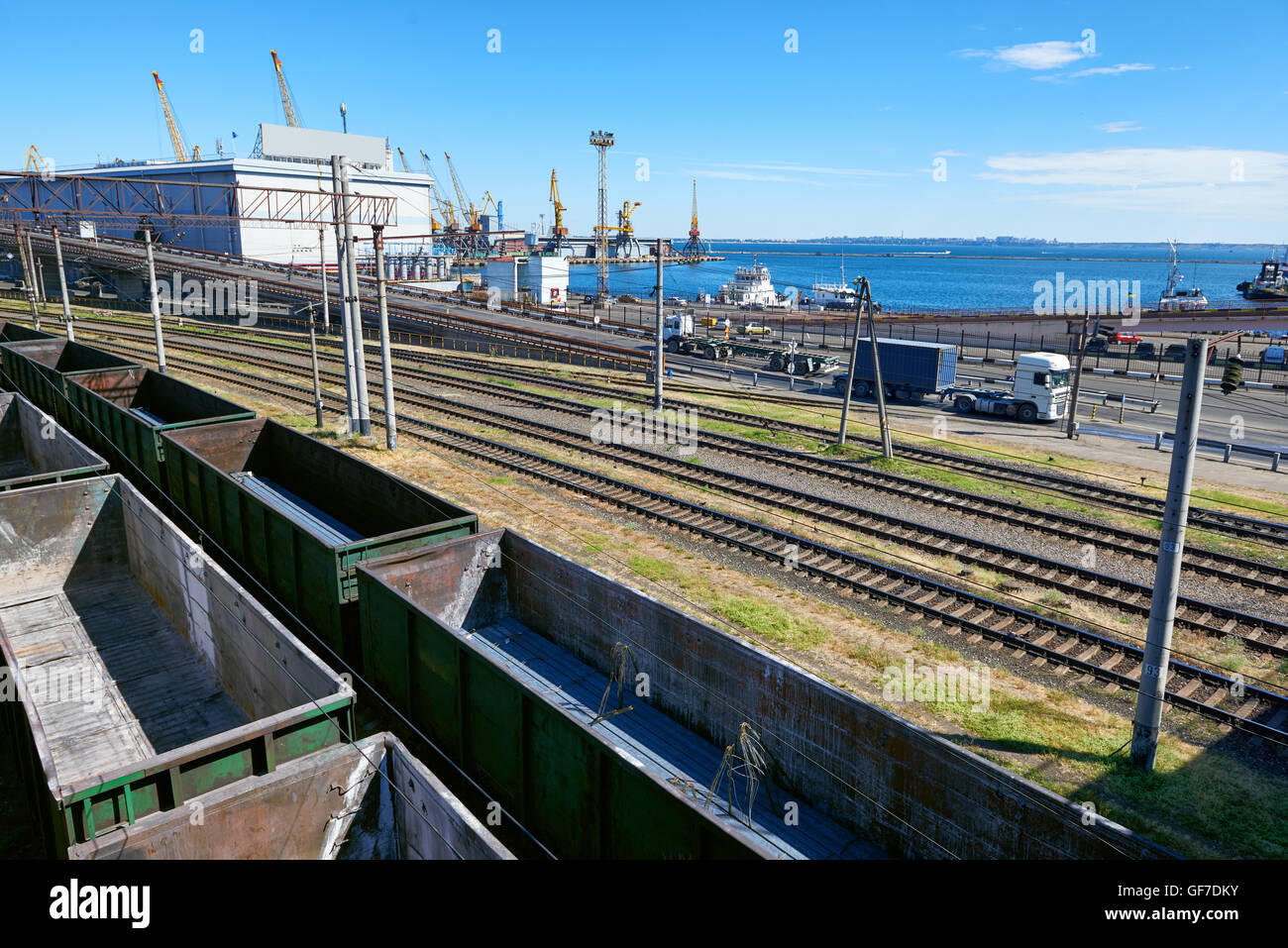 Seaport infrastructure hi-res stock photography and images - Alamy