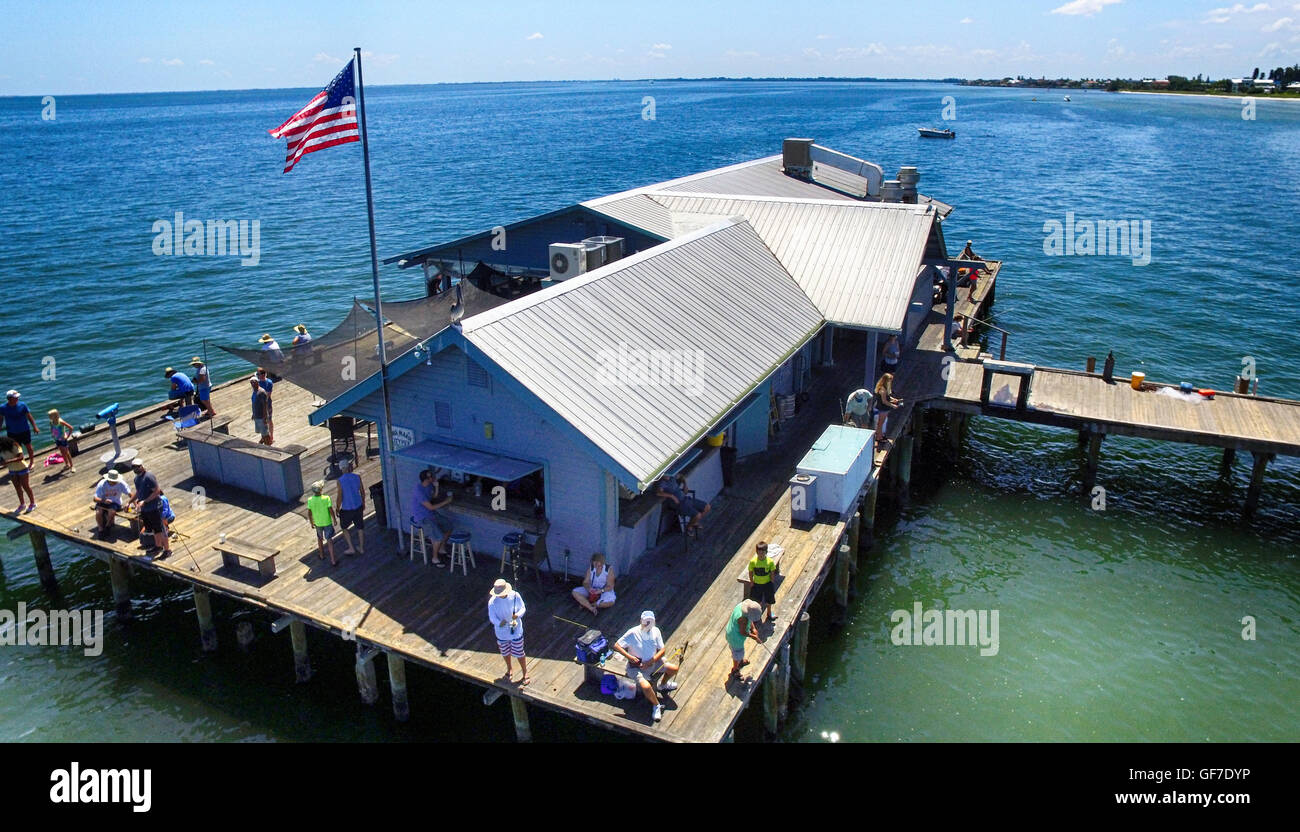 Aerial view of people fishing off Anna Maria Island City Pier in ...