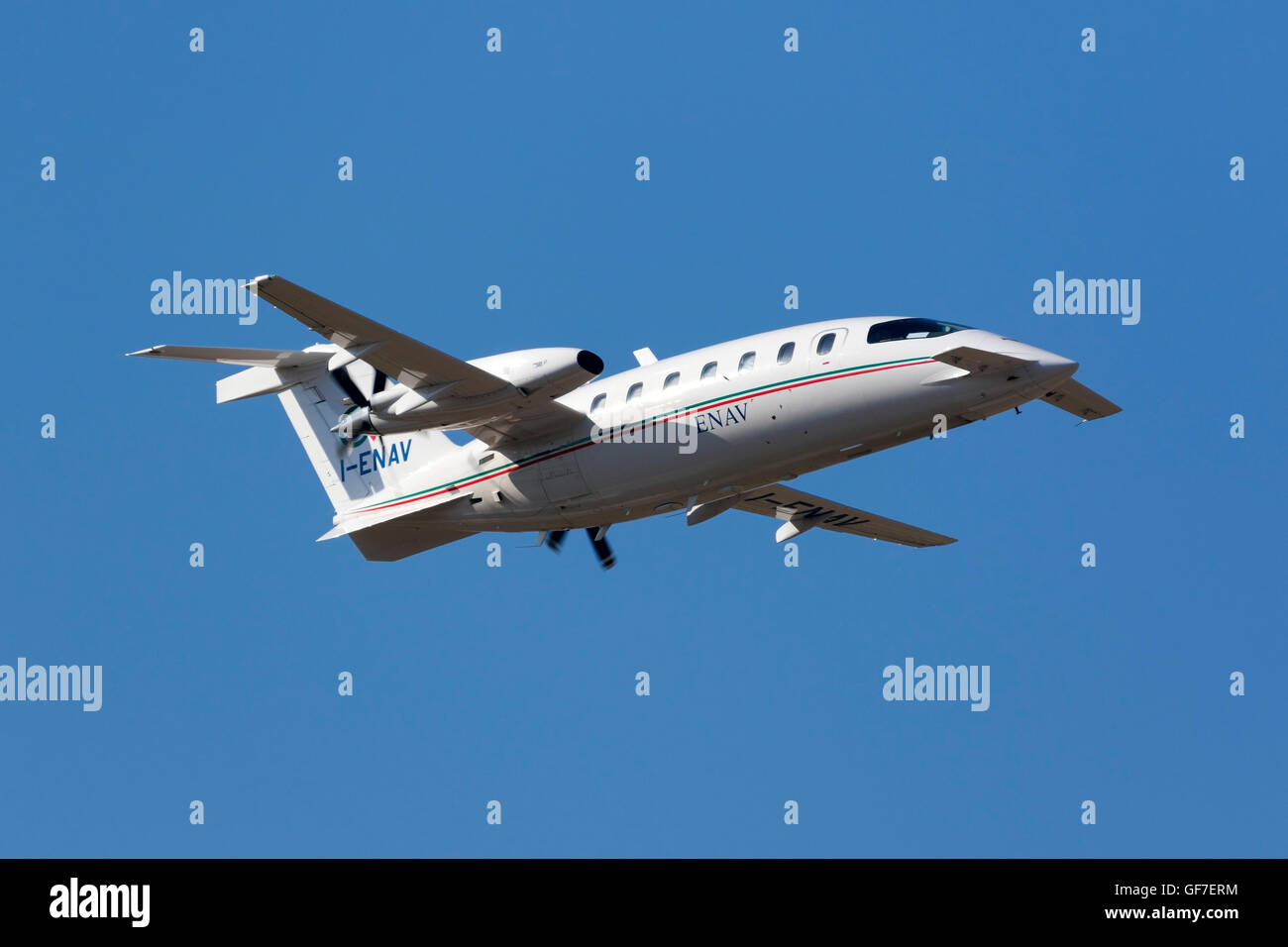 Piaggio p 180 avanti hi-res stock photography and images - Alamy