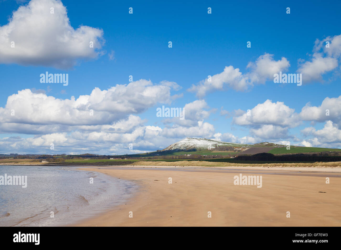 Coastal path to beach hi-res stock photography and images - Alamy