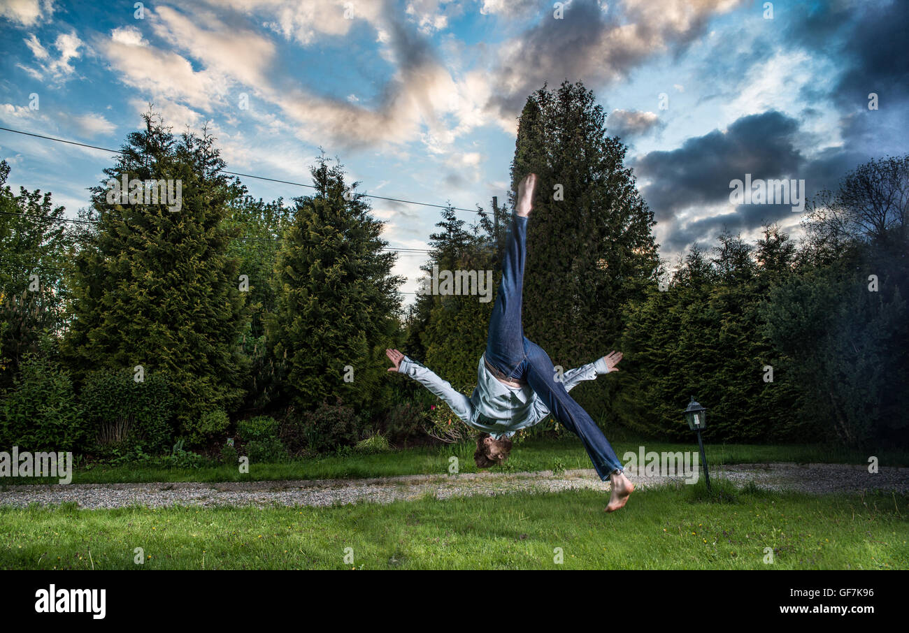 Acrobatics aerial hi-res stock photography and images - Alamy