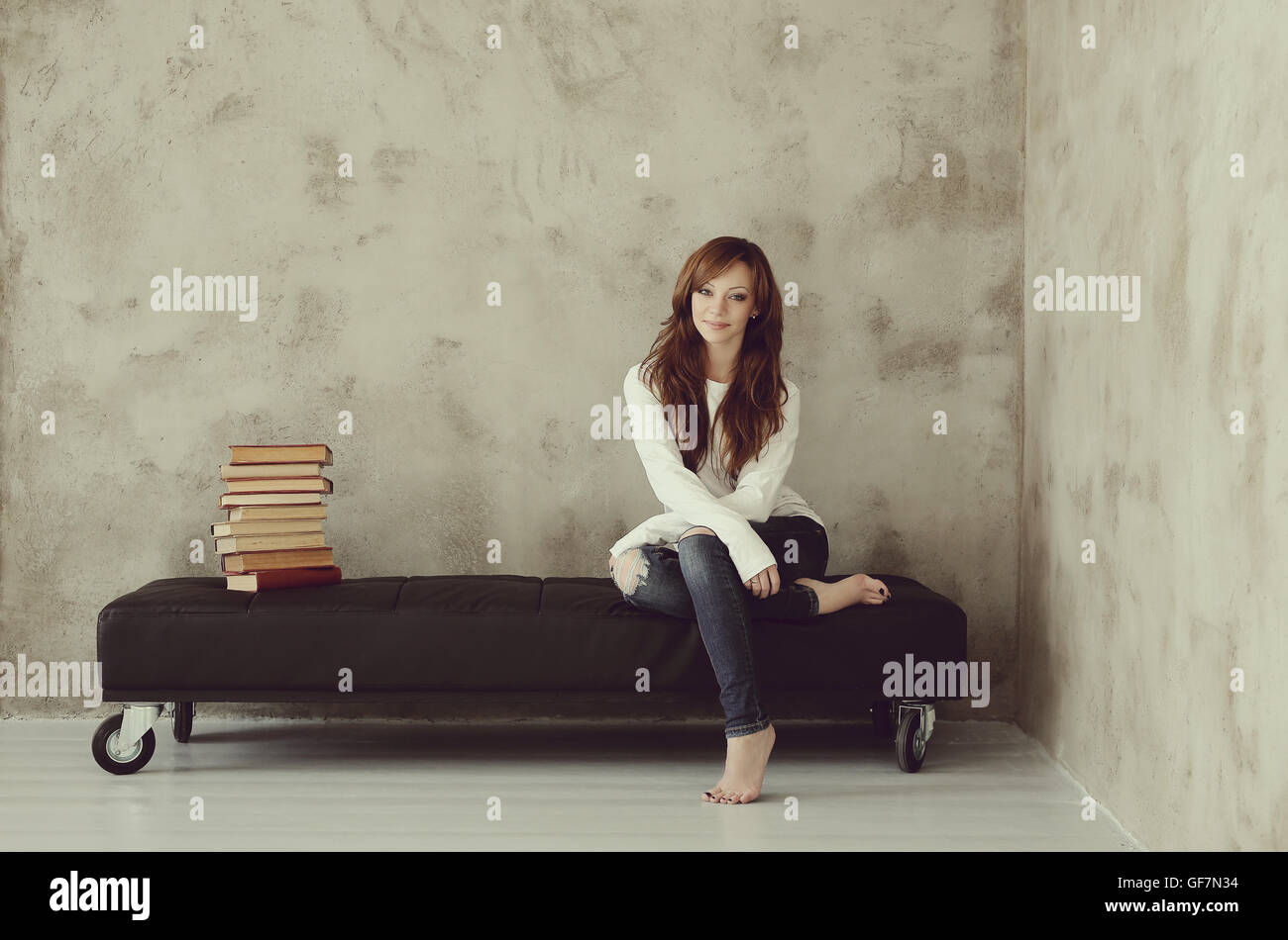 Tufted Hairstyle High Resolution Stock Photography and Images - Alamy