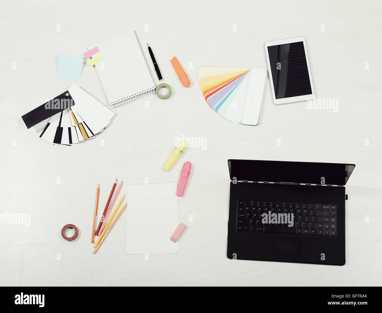 Office at work workplace hi-res stock photography and images - Alamy