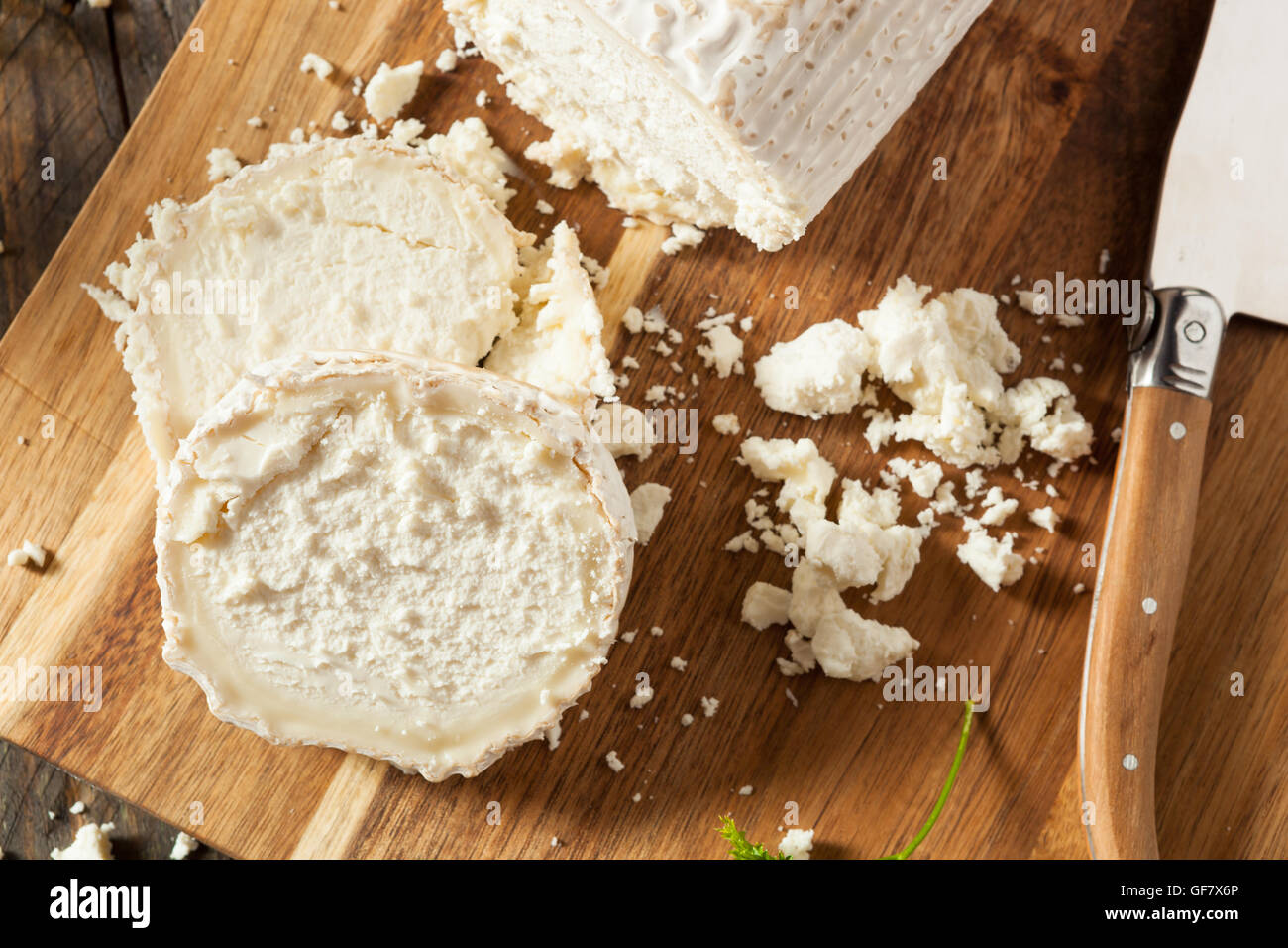 Organic goat cheese hi-res stock photography and images - Alamy