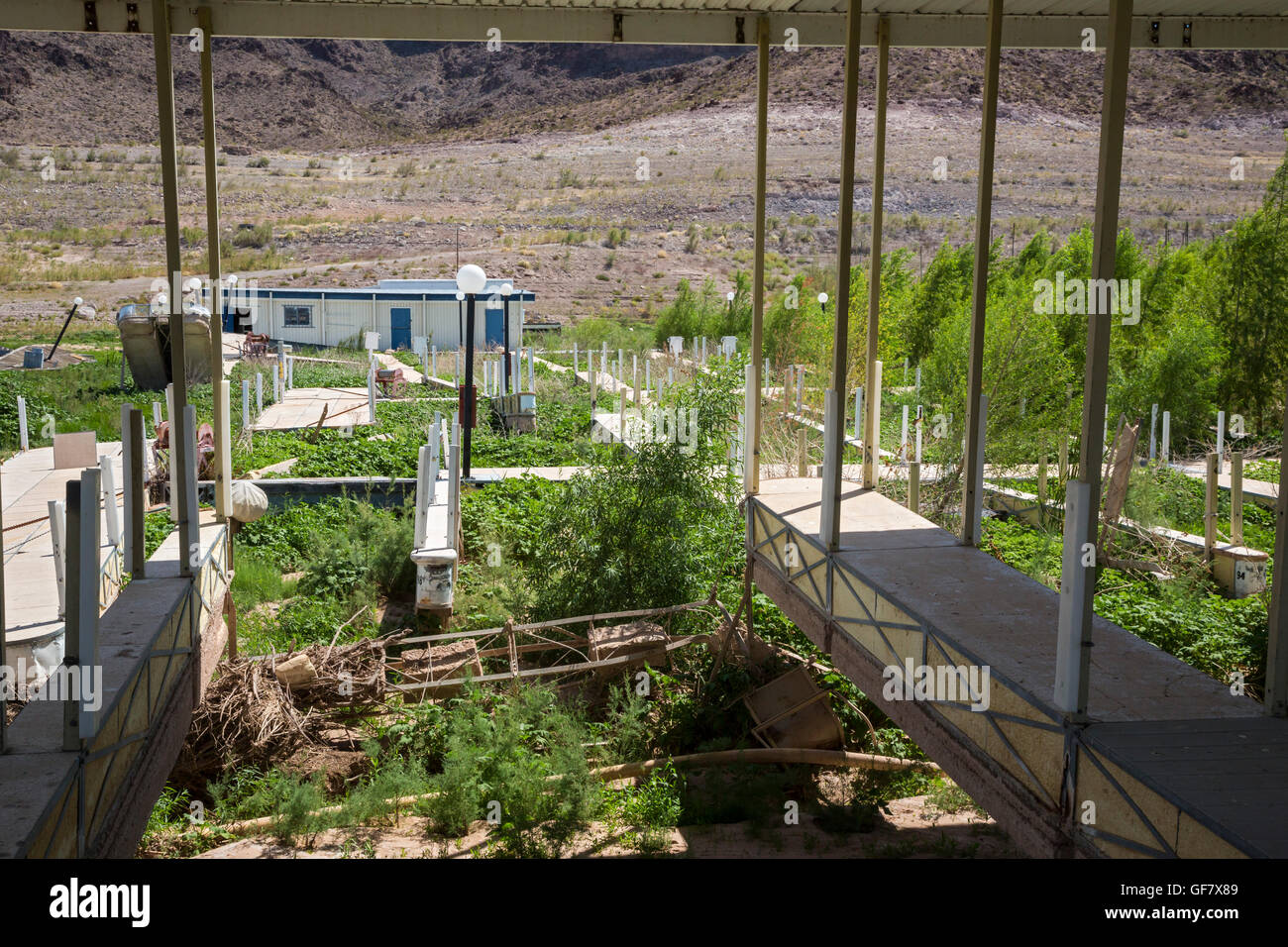 Las Vegas, Nevada - The Echo Bay marina on Lake Mead is on dry land ...