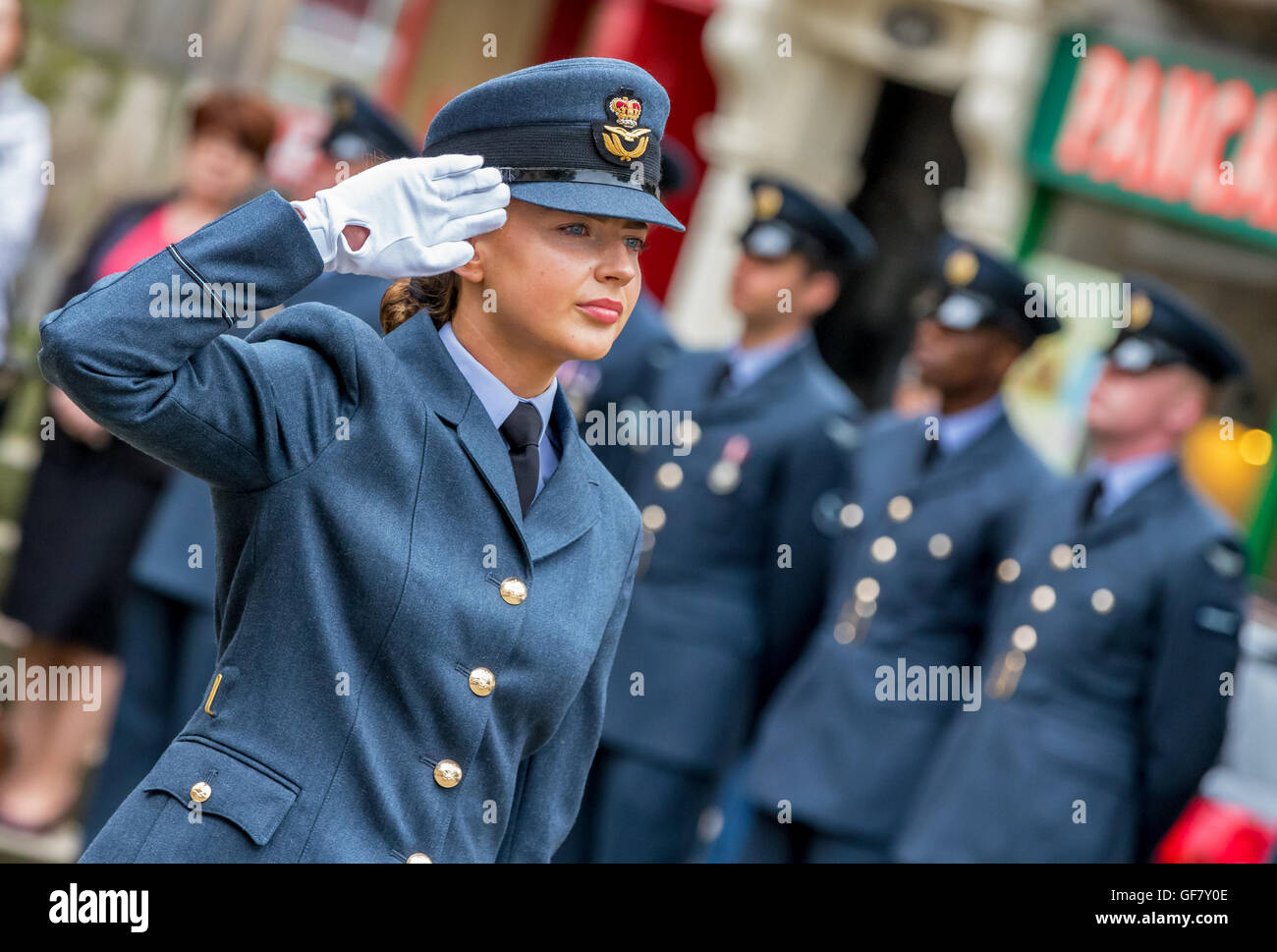 Female raf pilot hi-res stock photography and images - Alamy