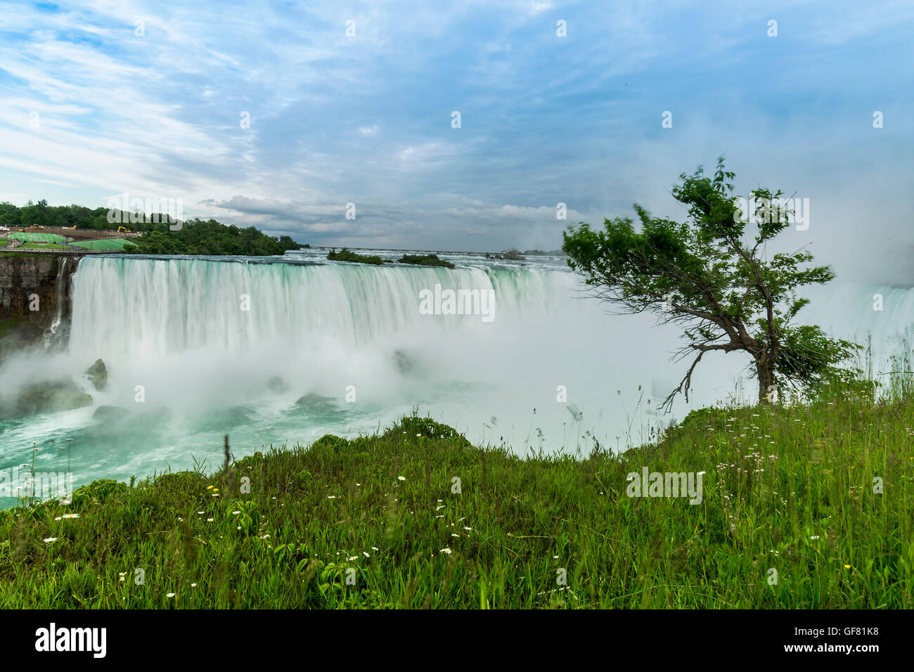 Canadian waterfalls hi-res stock photography and images - Alamy