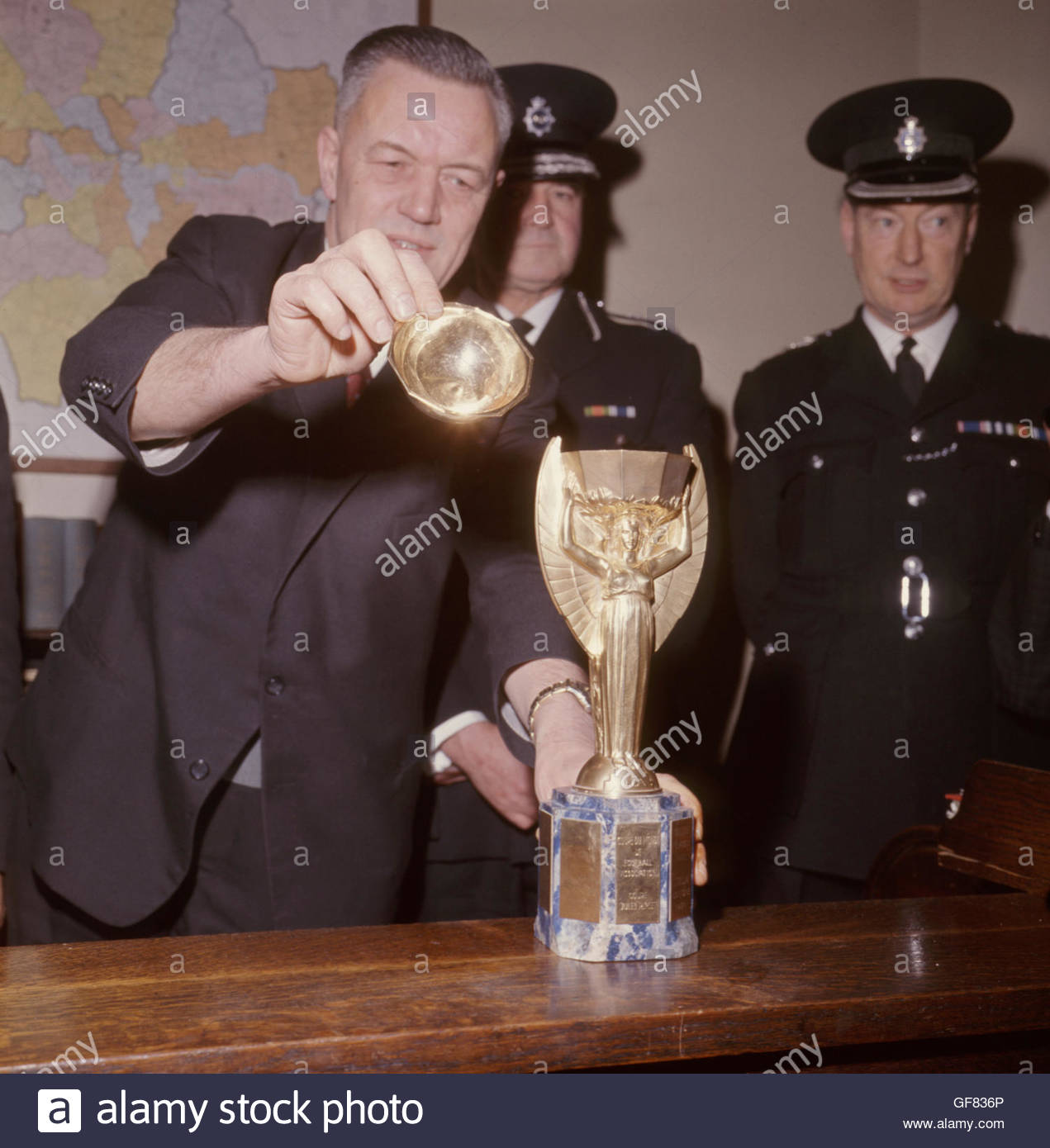 Detective Chief Inspector High Resolution Stock Photography and Images ...