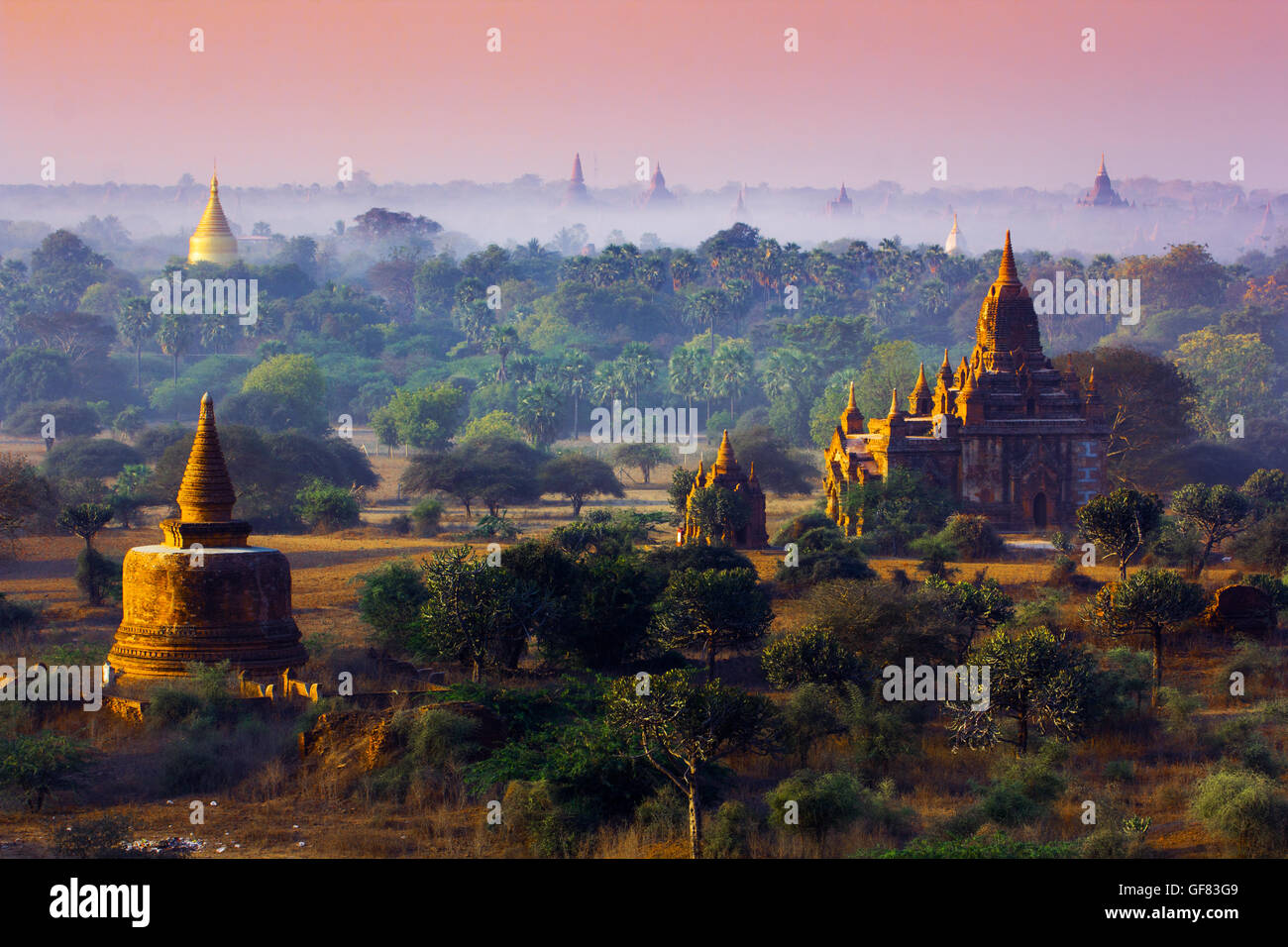 Temples during sunset time in Bagan, Myanmar Stock Photo - Alamy