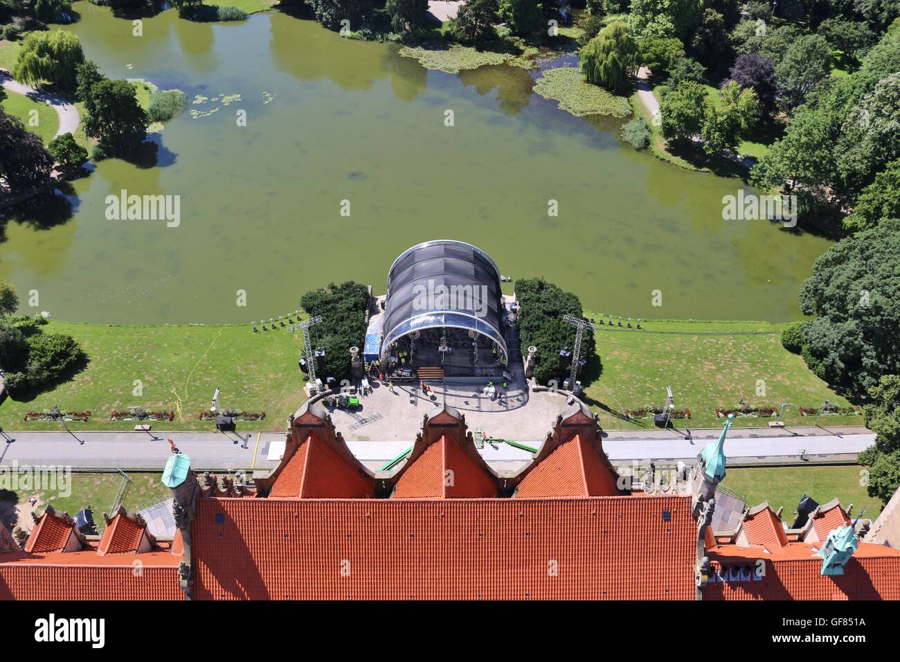 Concert front view stage hi-res stock photography and images - Alamy