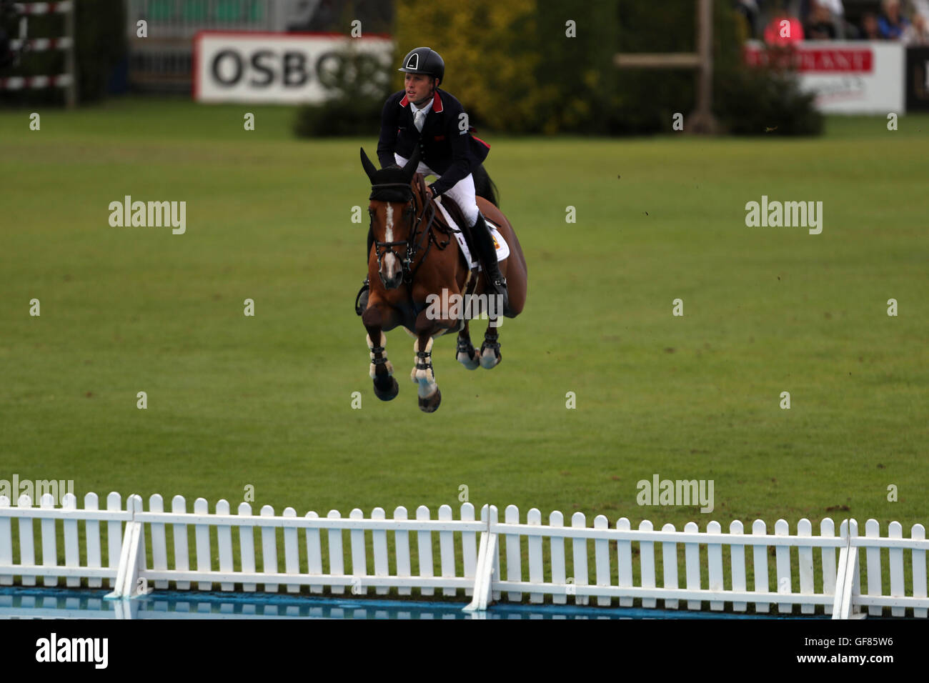 Great Britain's Scott Brash riding Hello Guv'Nor jumps in the Furusiyya ...