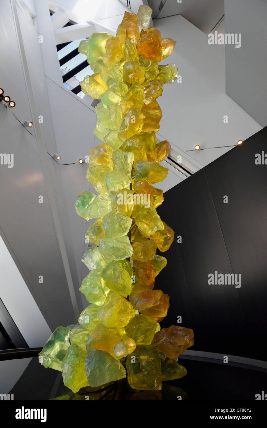 Yellow glass rock tower by chihuly in Cyrstal addition to the ROM ...