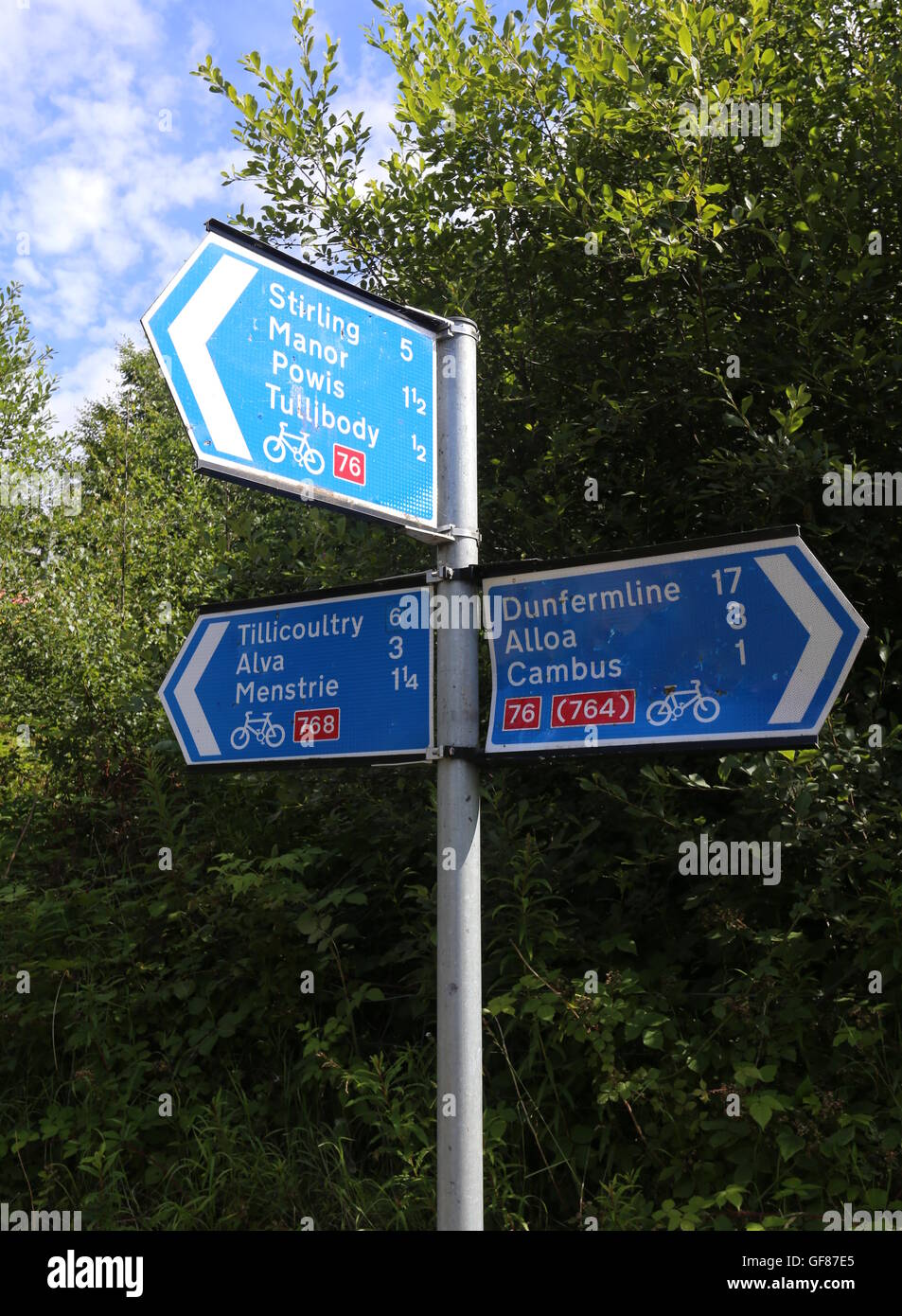 Cycle route 76 hi-res stock photography and images - Alamy