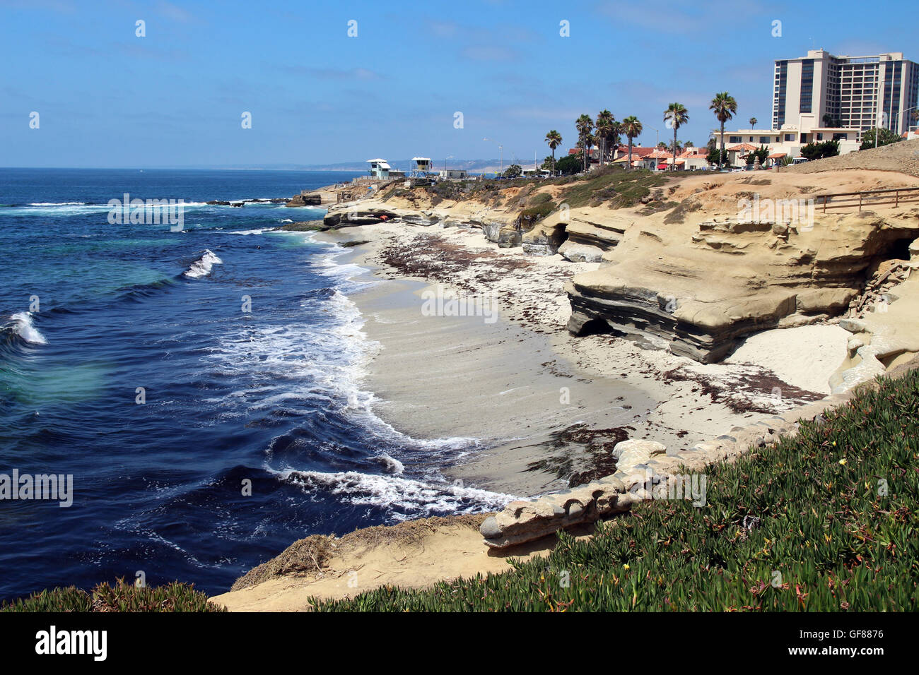 Ocean beach coastline hi-res stock photography and images - Alamy