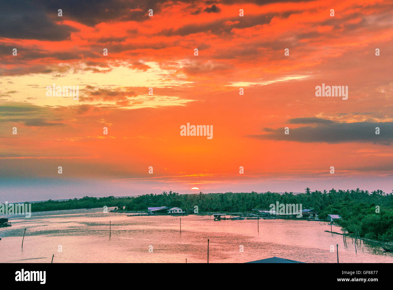 Sunset landscape background hi-res stock photography and images - Alamy
