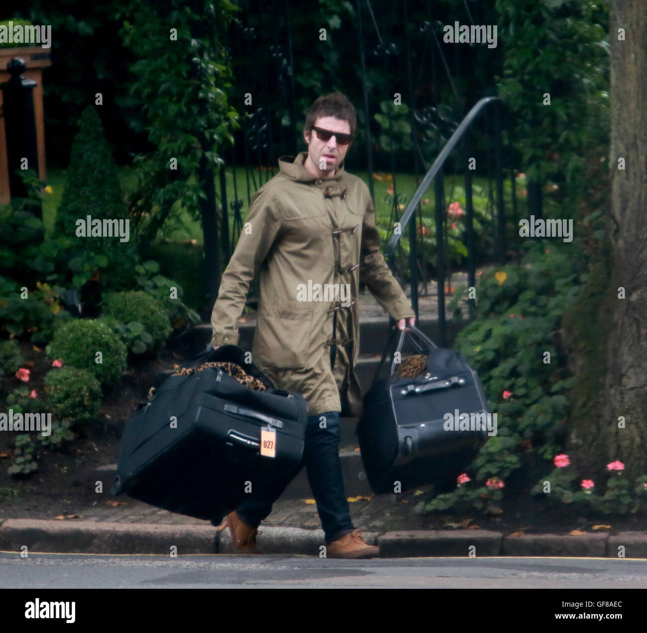 Liam Gallagher Leaves Home New High Resolution Stock Photography and ...