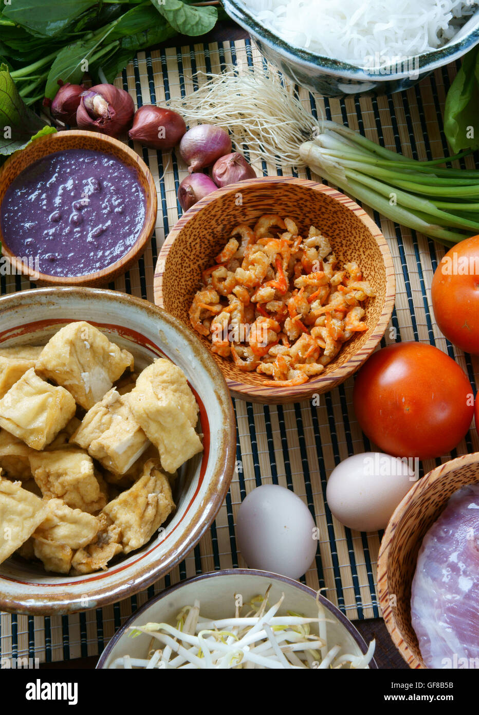 Vietnamese food, bun rieu Stock Photo - Alamy