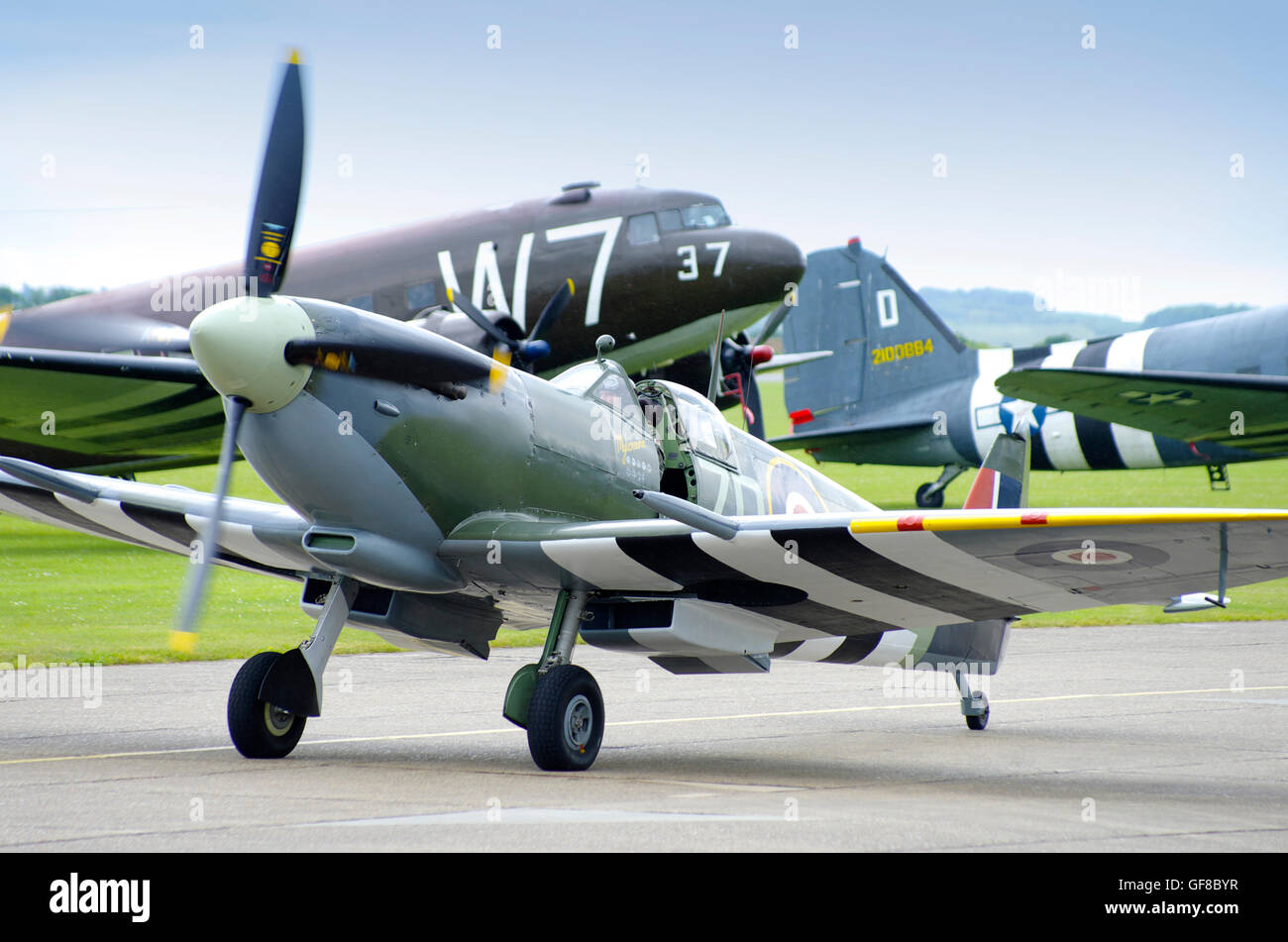 Vickers Supermarine Spitfire MH434, at Duxford Stock Photo - Alamy