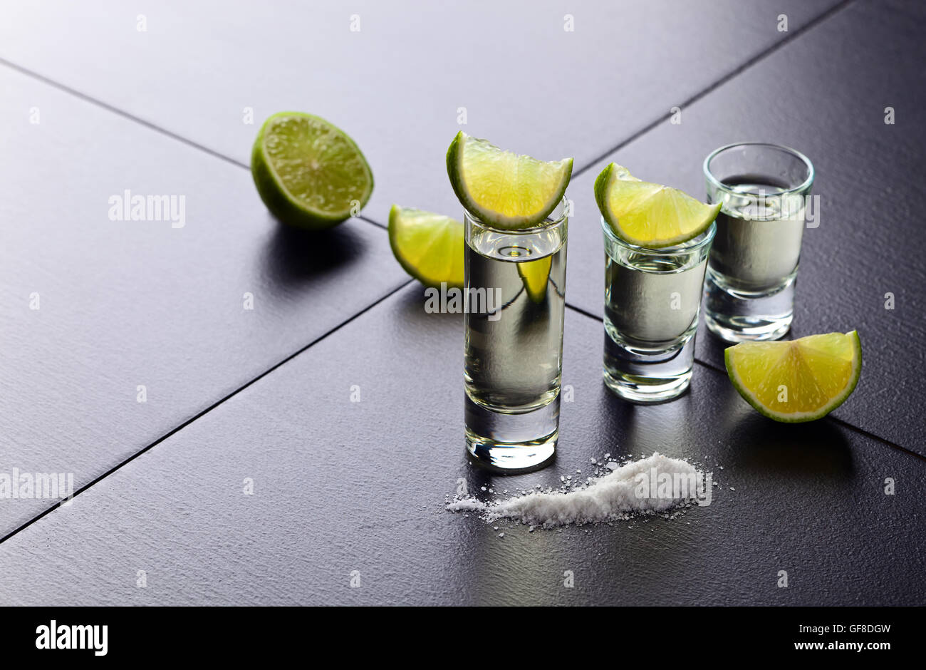 Tequila and lime hi-res stock photography and images - Alamy