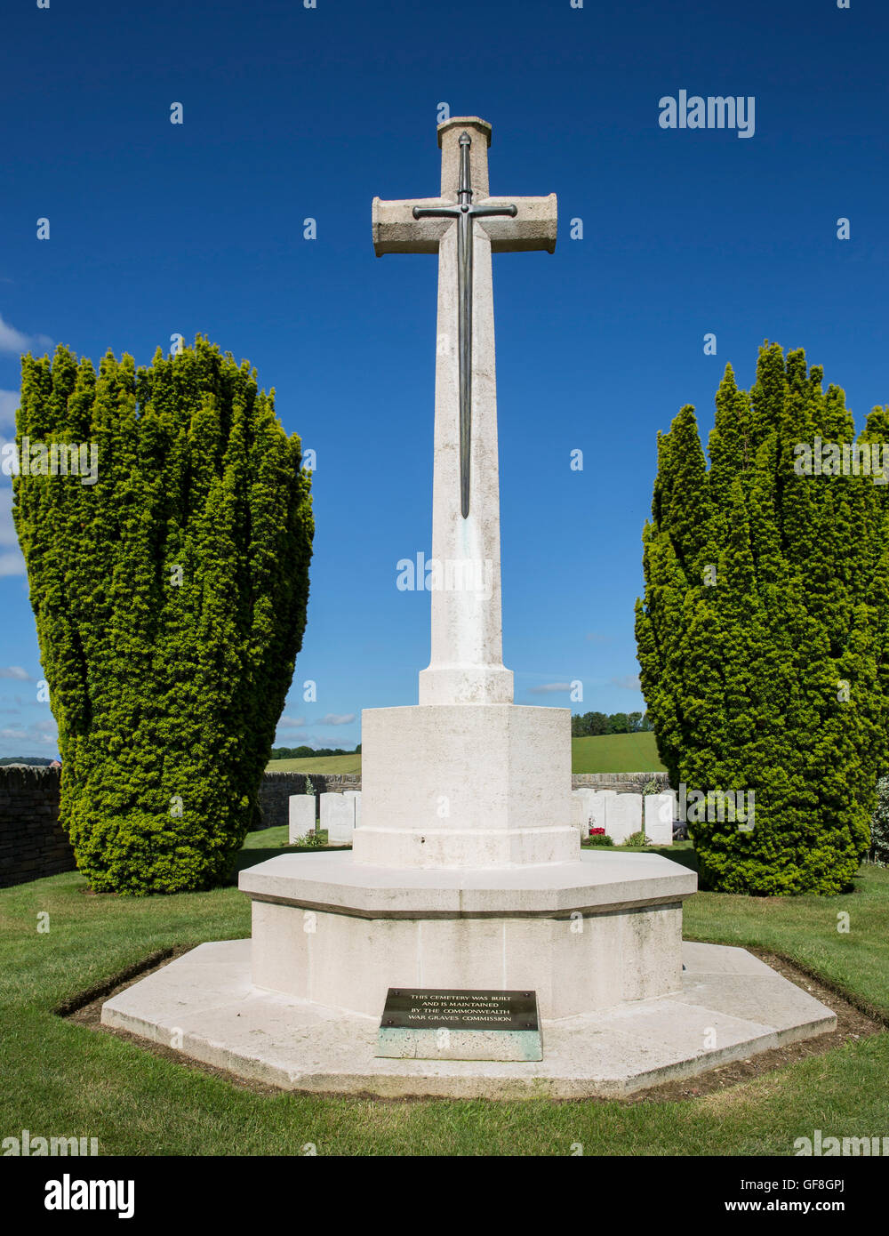 The great cross of sacrifice hi-res stock photography and images - Alamy