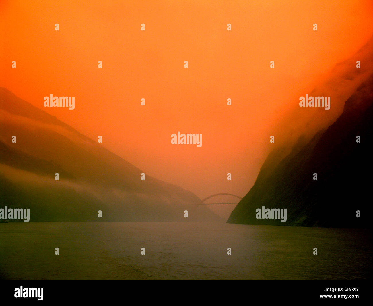 Xiling Gorge, the easternmost of the Three Gorges on the Yangtze River ...