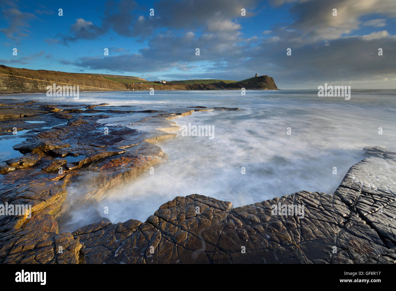 Wave cut platform kimmeridge bay uk hi-res stock photography and images ...