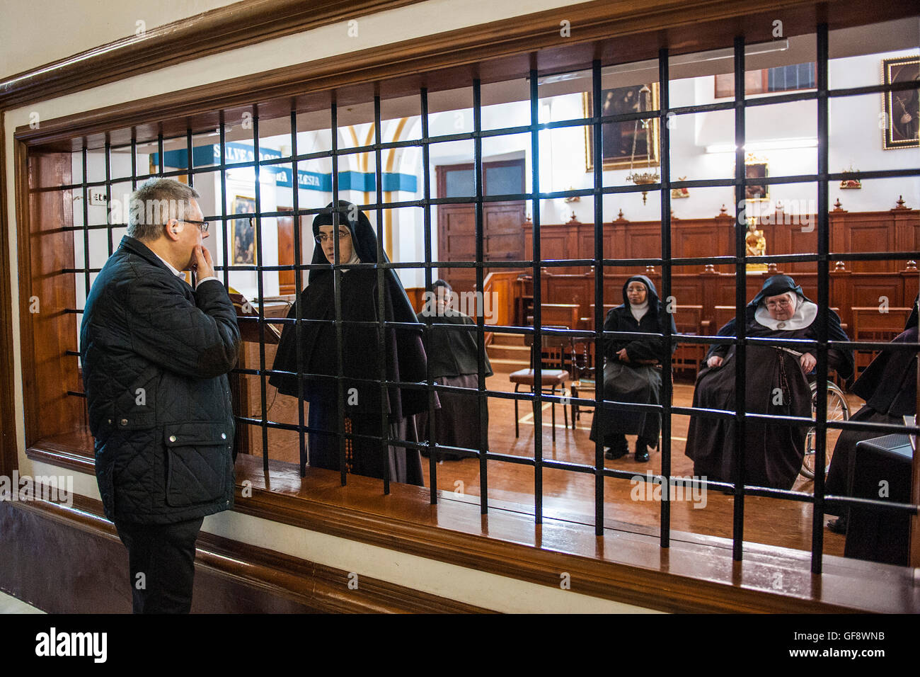 Convent of nuns hi-res stock photography and images - Alamy