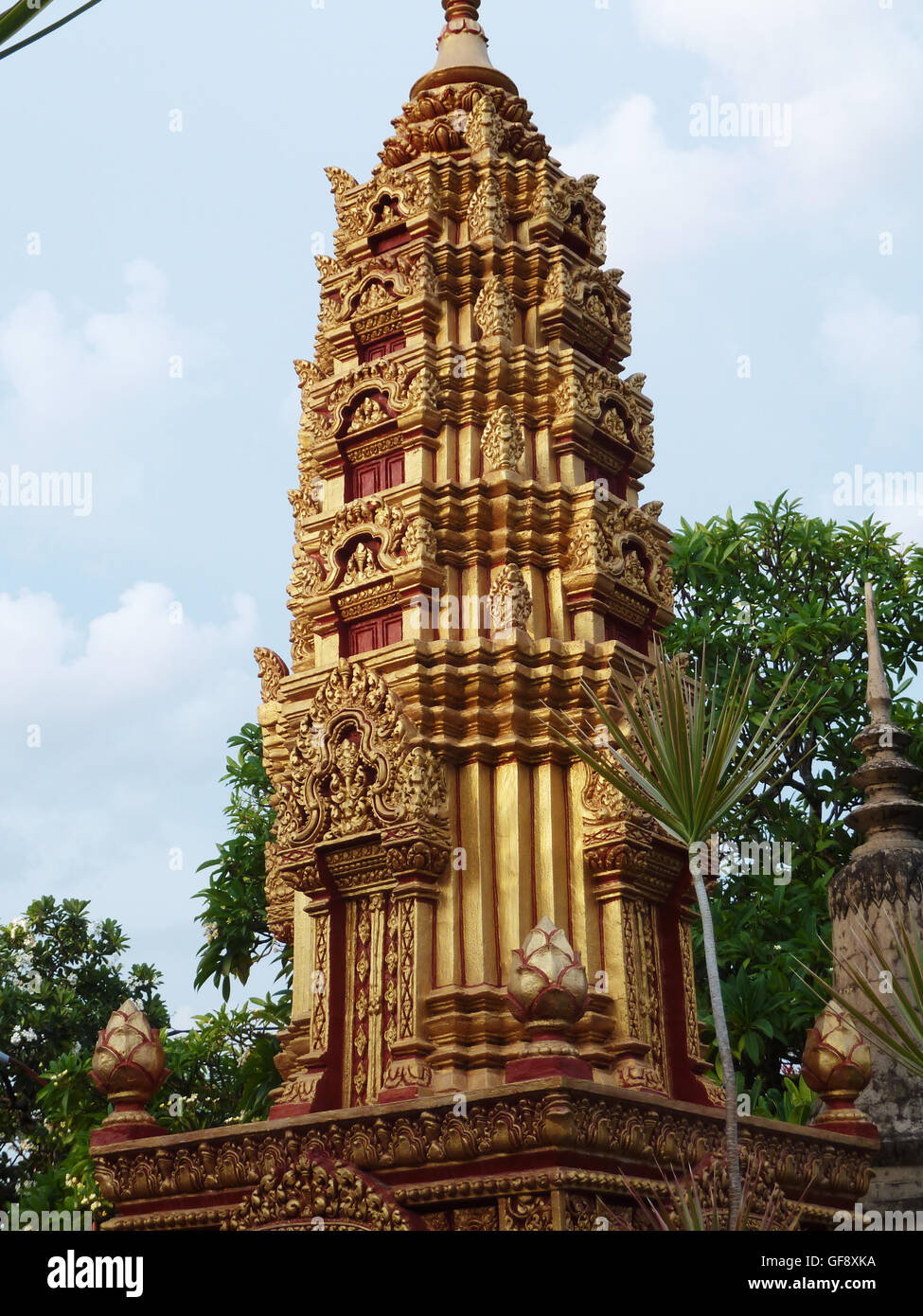 Angkor wat city of temples hi-res stock photography and images - Alamy