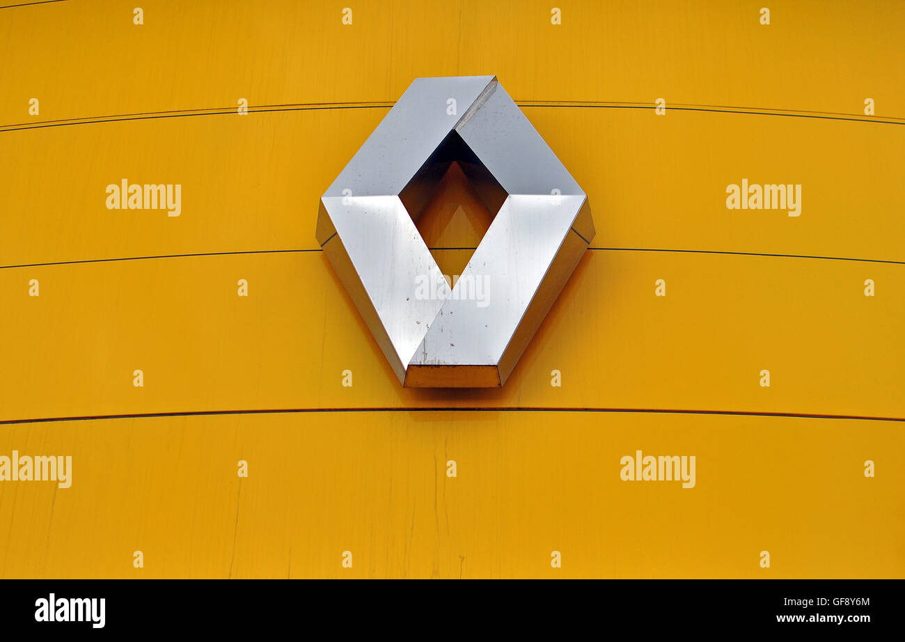 MOSCOW, RUSSIA - OCTOBER 10, 2015: Logotype of Renault corporation on ...