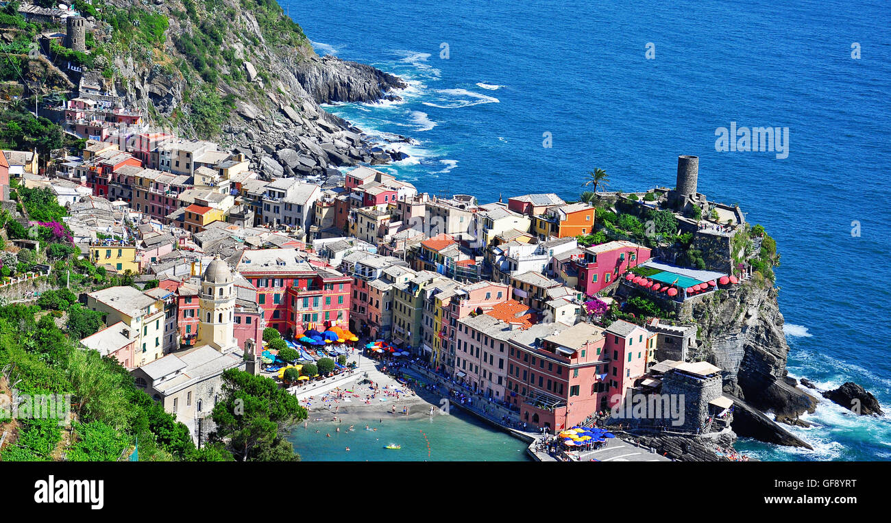 Scenic italian landscape hi-res stock photography and images - Alamy