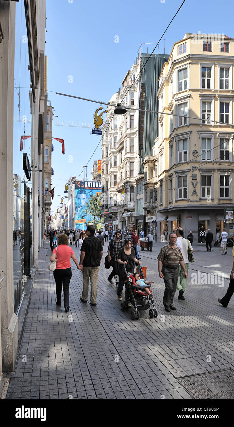 Istiklal caddesi istanbul hi-res stock photography and images - Alamy
