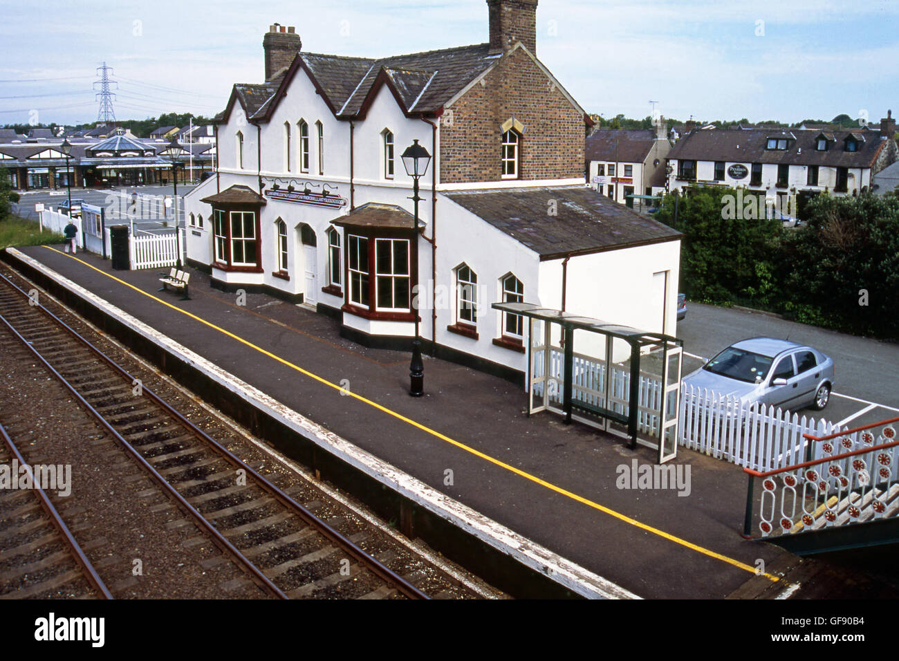 Llanfair pg railway station sign hi-res stock photography and images ...