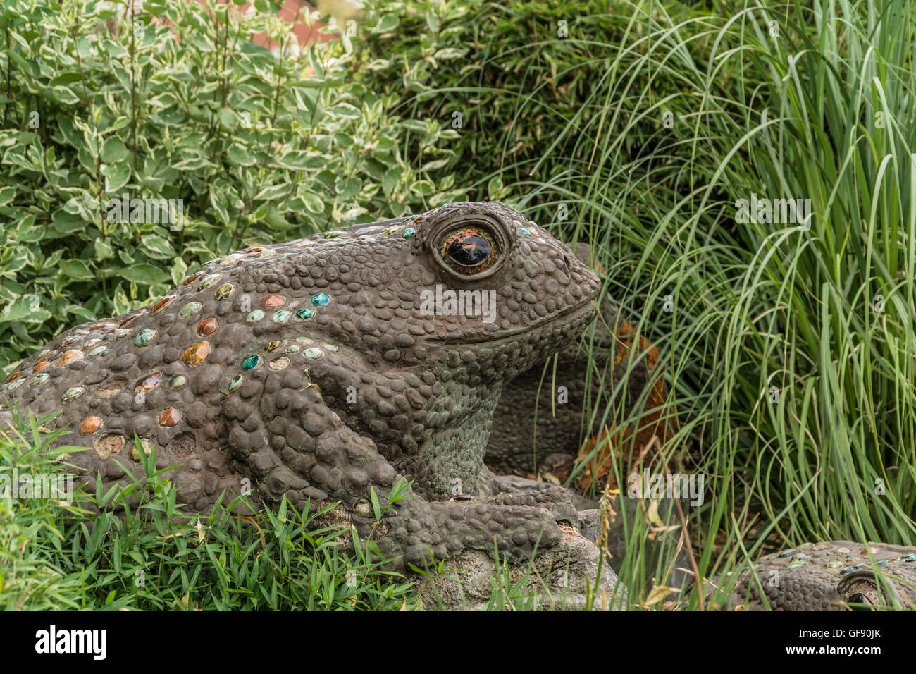Toads statues of Victoria Park in Taunton Town, England Stock Photo - Alamy