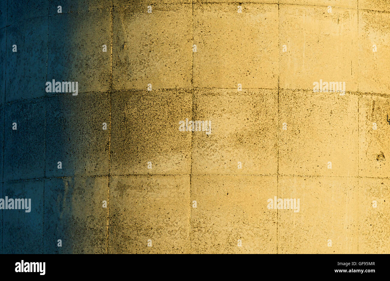 Concrete silo hi-res stock photography and images - Alamy