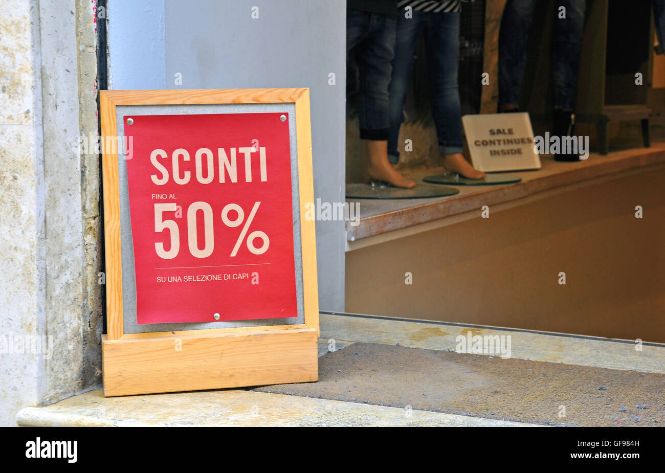 On all items hi-res stock photography and images - Alamy