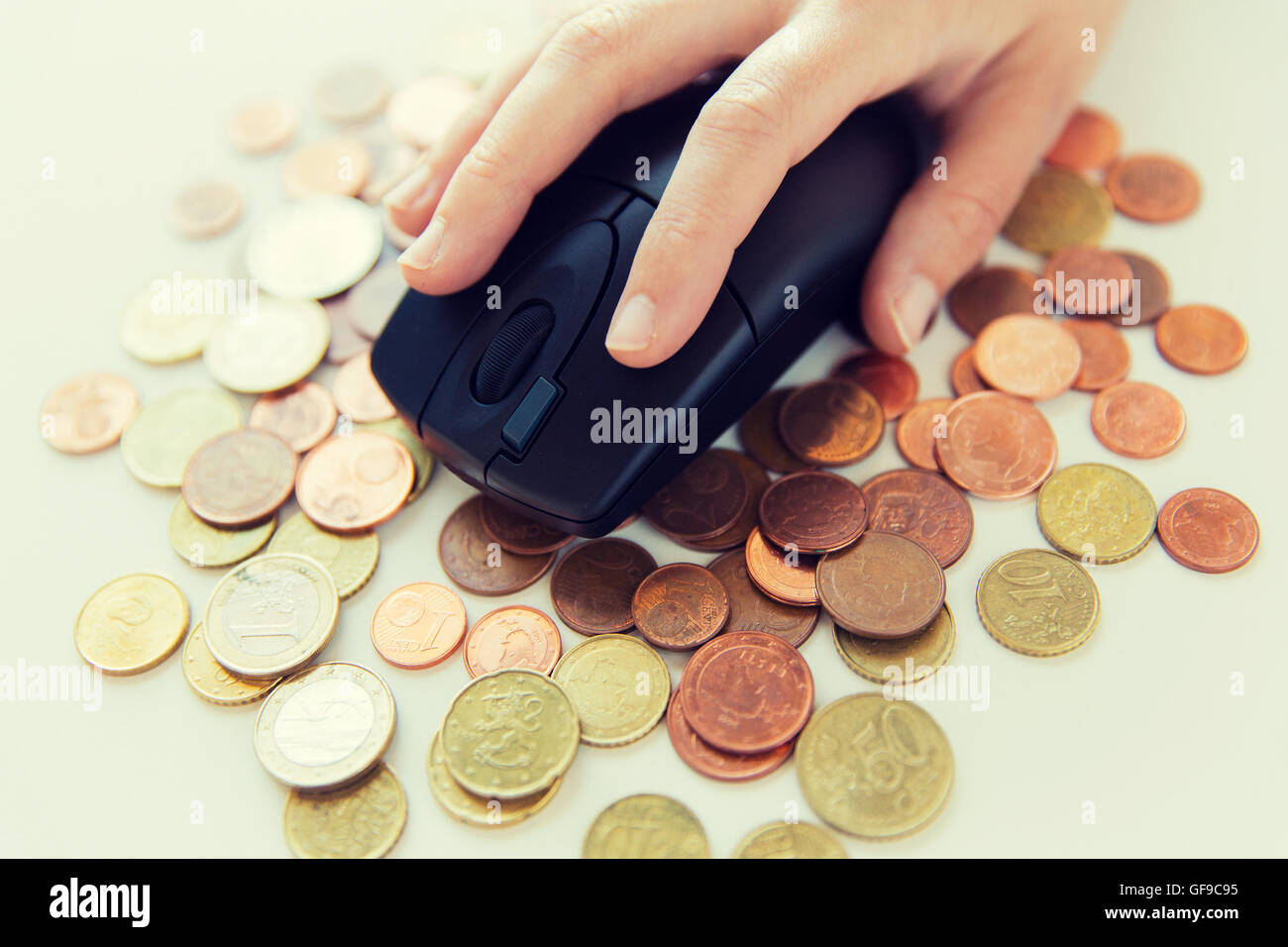 Business hand money hi-res stock photography and images - Alamy