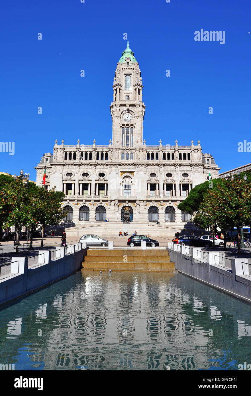 Porto town hall hi-res stock photography and images - Alamy