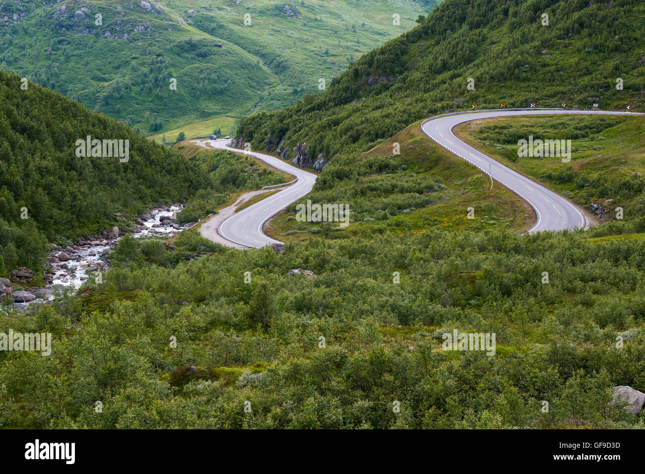 Perspective view curved road hi-res stock photography and images - Alamy