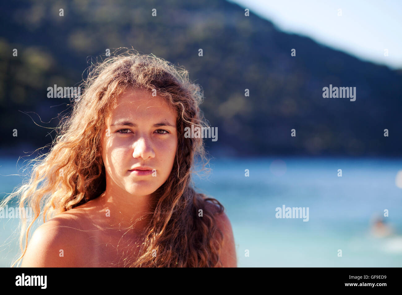Pretty young 15 year old hi-res stock photography and images - Alamy