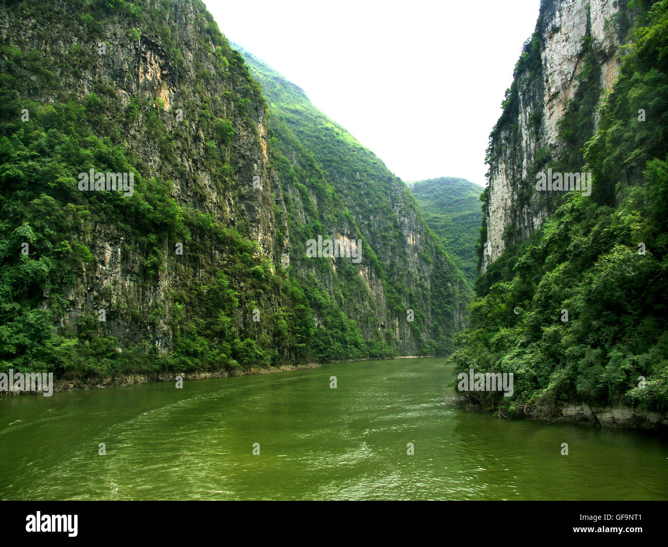 Cruising up the Shennong Stream, a tributary of the Yangtze River in ...